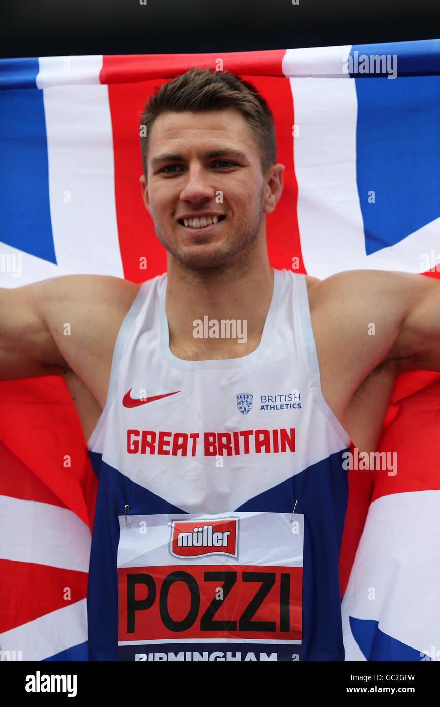 Winning mens 110m hurdles hi-res stock photography and images - Alamy