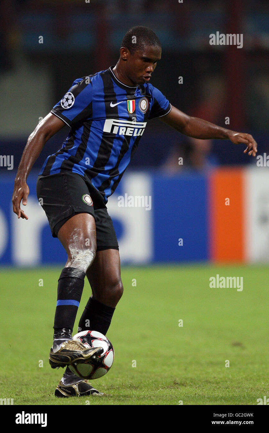 Eto'o inter hi-res stock photography and images - Alamy