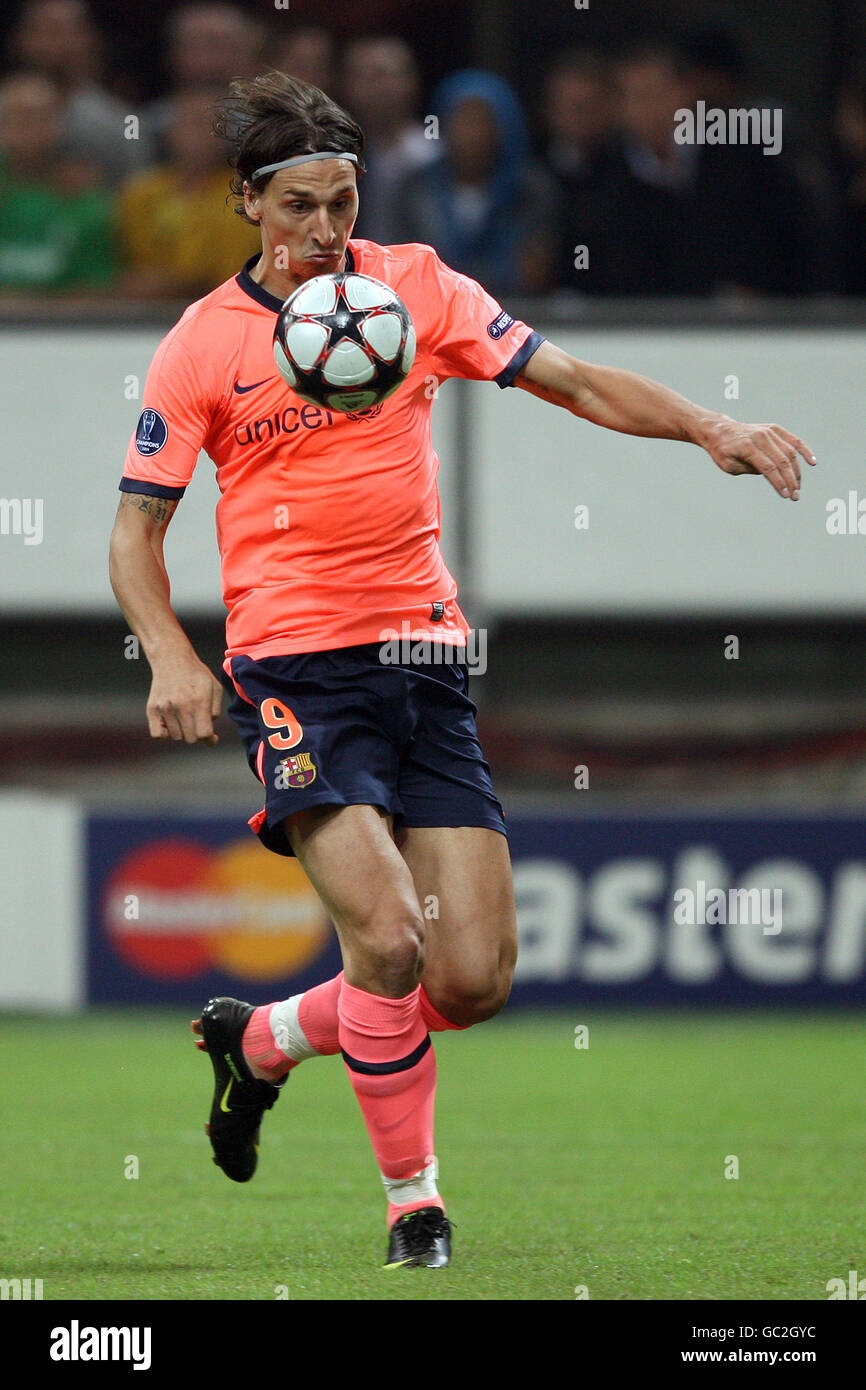 Ibrahimovic barcelona hi-res stock photography and images - Alamy