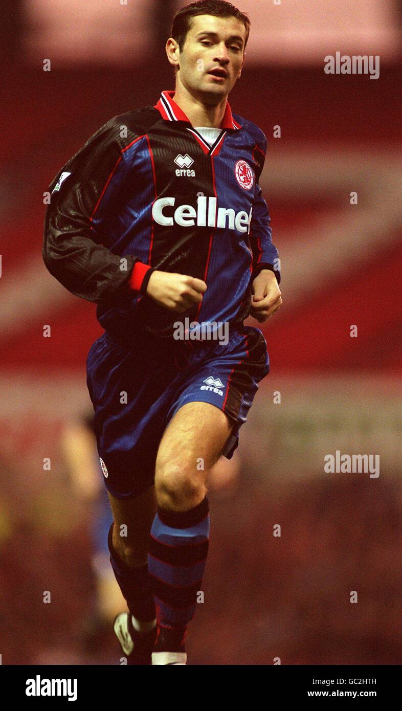 28 oct 95 soccer alan moore hi-res stock photography and images - Alamy