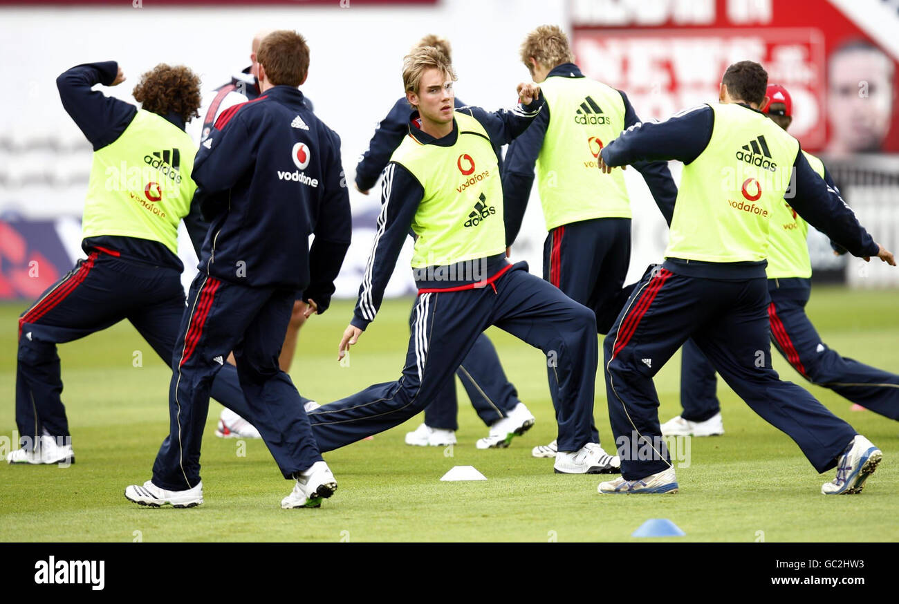 Cricket - Third International Twenty20 - England Nets Session - The ...