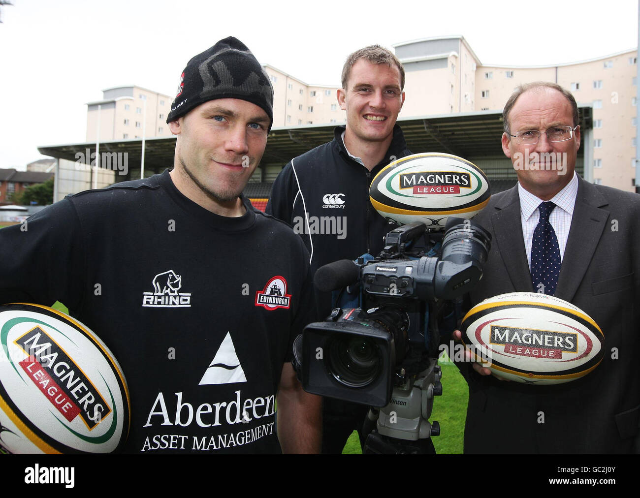Edinburgh's Simon Webster and Glasgow Warriors' Alistair Kellock with ...