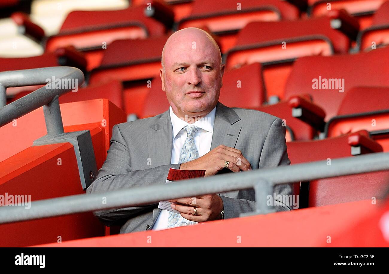 Bryan gunn in the stands hi-res stock photography and images - Alamy