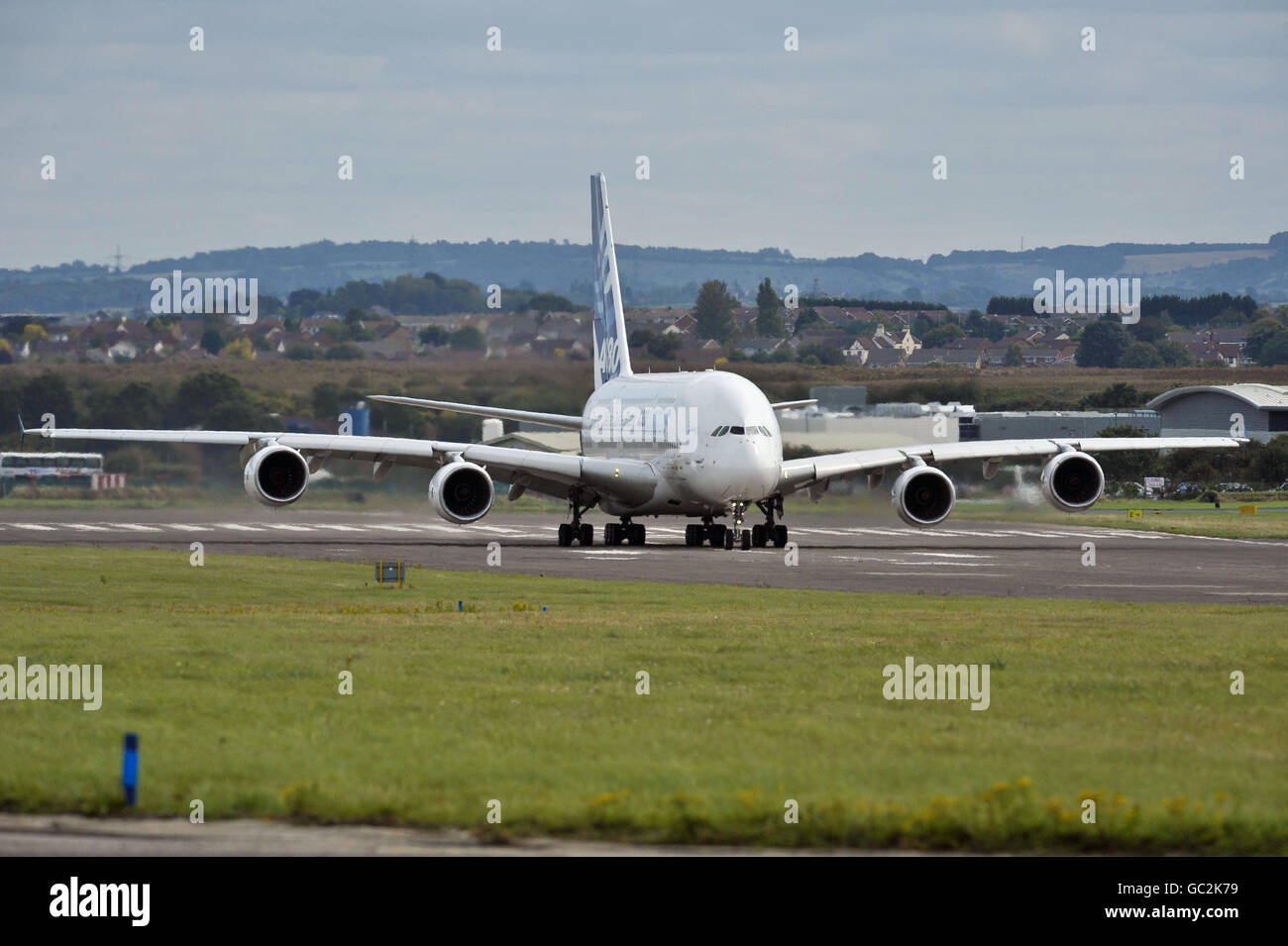 Jet engine test hi-res stock photography and images - Alamy