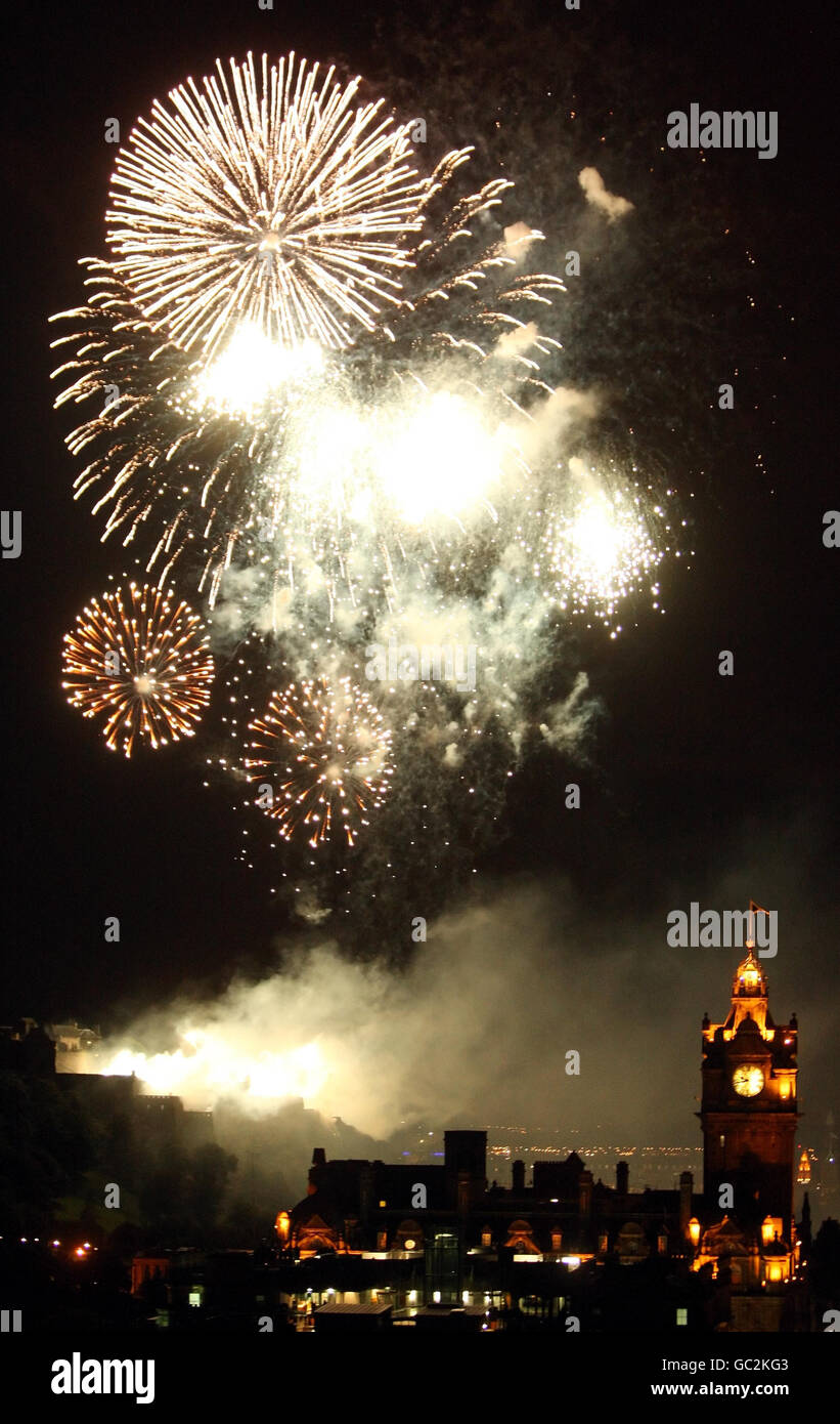 A fireworks display from Edinburgh Castle marks the end of the ...