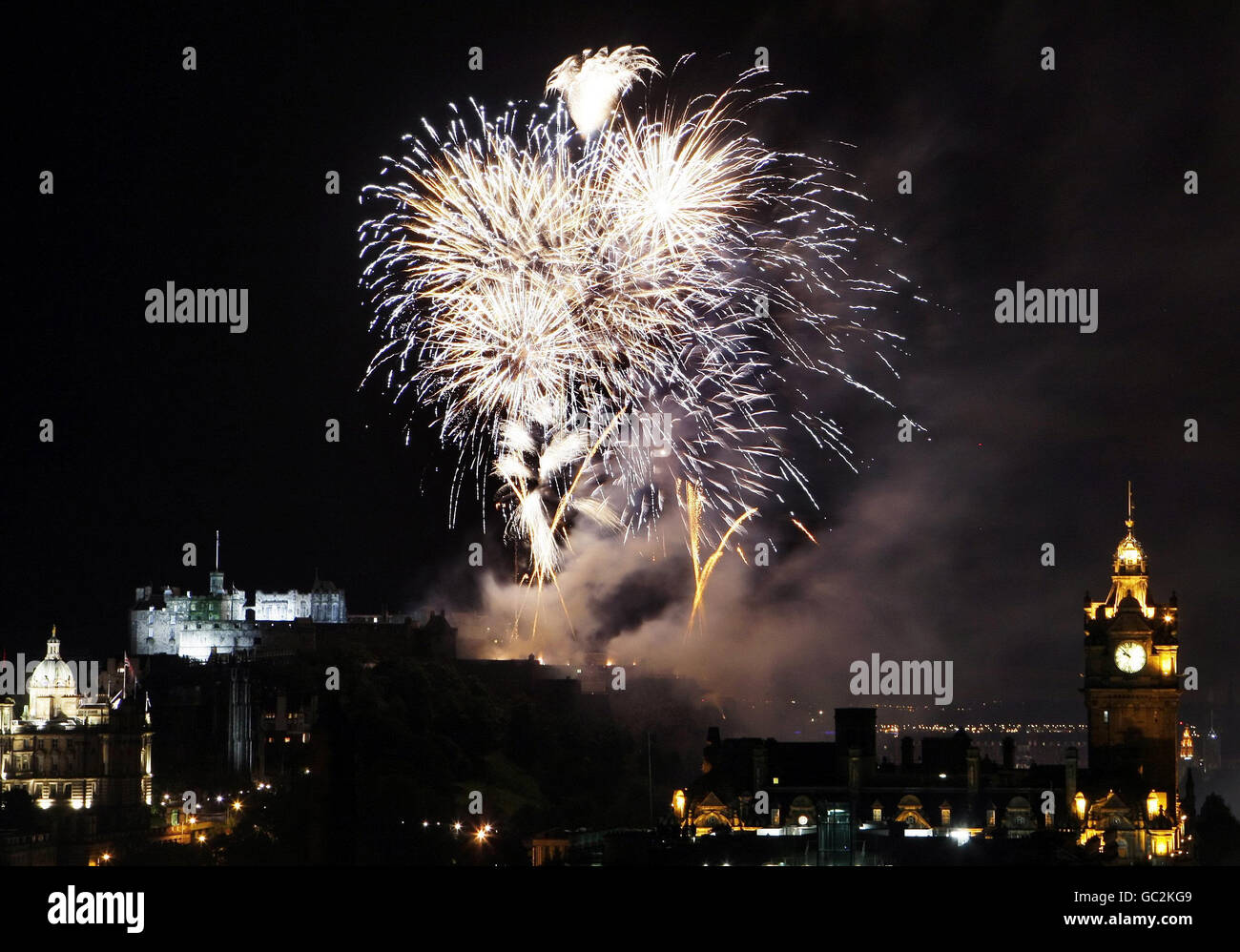 Edinburgh International Festival. A fireworks display from Edinburgh ...