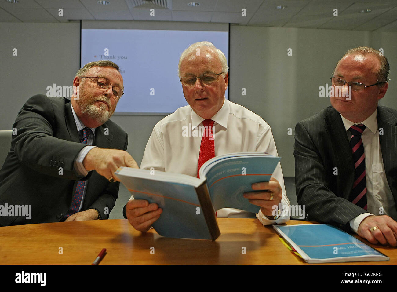 Left to right jim kelly hi-res stock photography and images - Alamy