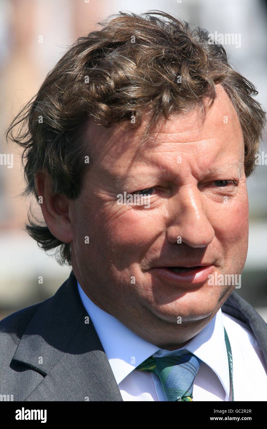 Mark johnston horse hi-res stock photography and images - Alamy