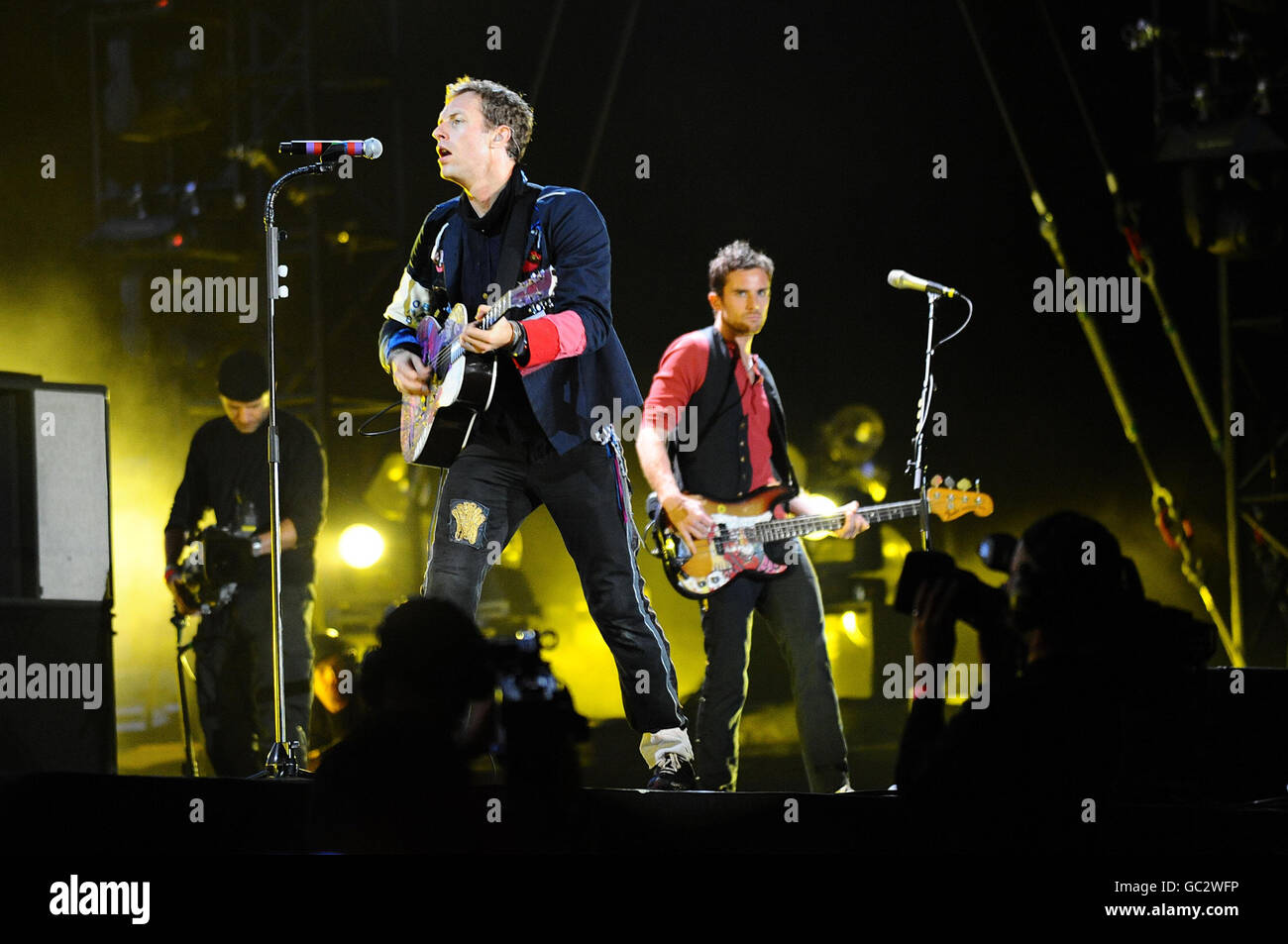 Coldplay at Wembley Stadium Stock Photo - Alamy