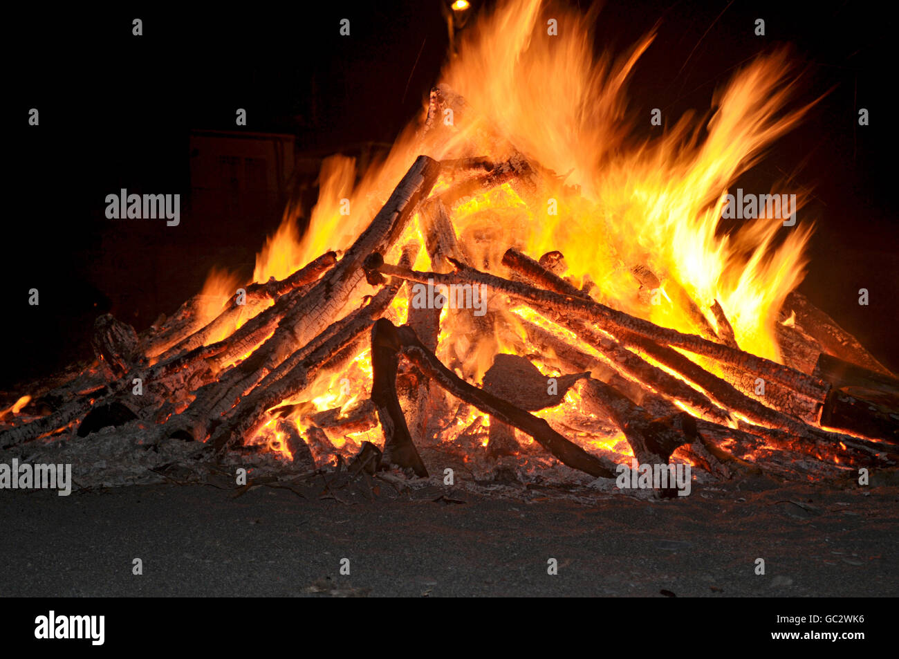 bonfire night and wind Stock Photo - Alamy