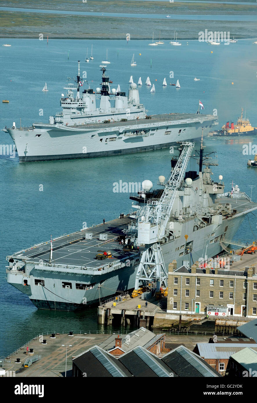 HMS Ark Royal returns Stock Photo - Alamy