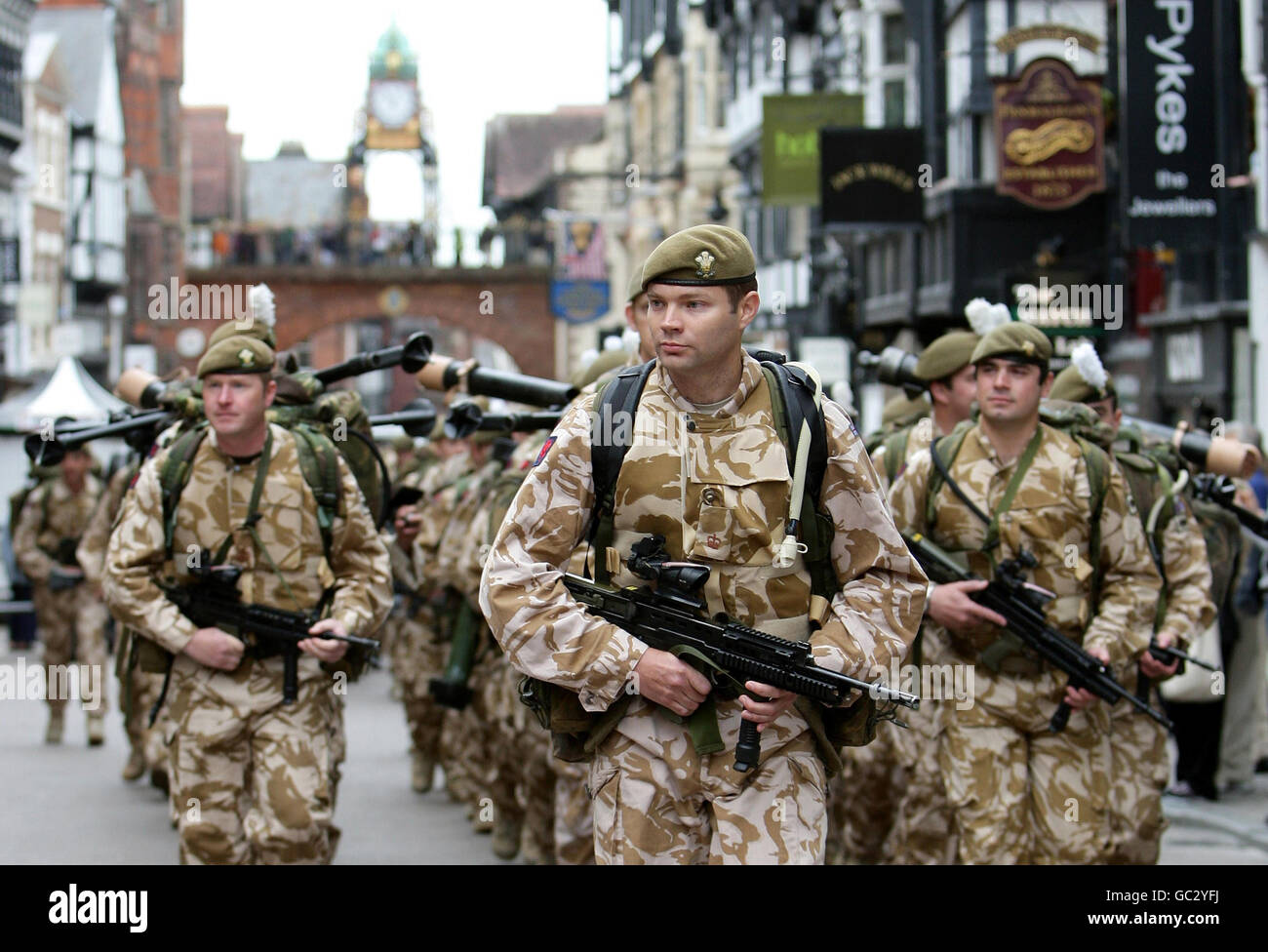 Soldiers of 1st Battalion The Royal Welsh parade through Chester City ...