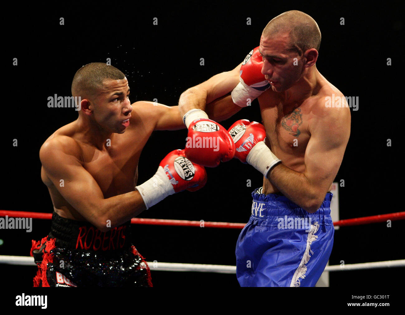 Rhys Roberts, left, and Steve Gethin during their Super Bantamweight ...