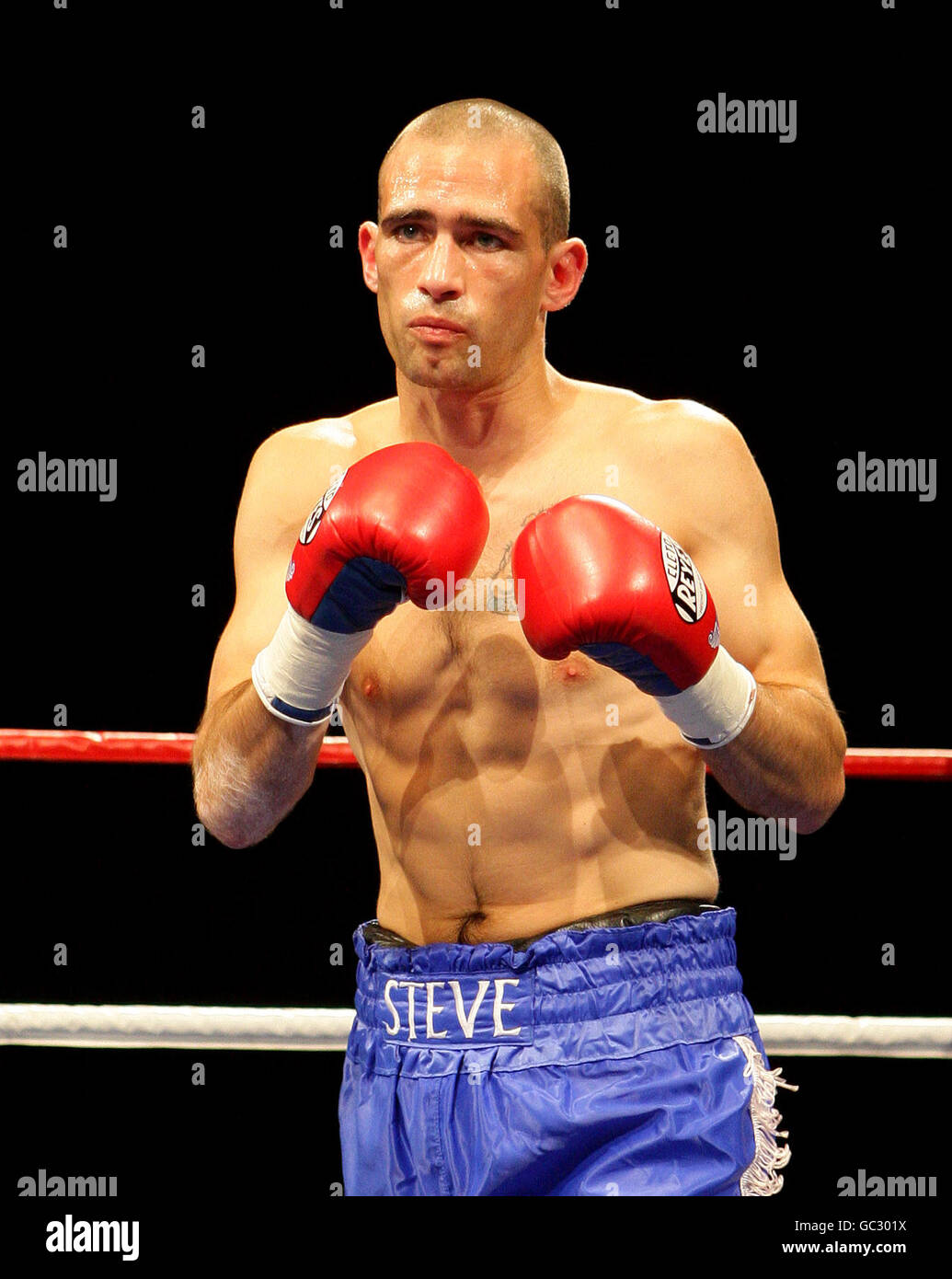 Boxing - Manchester Velodrome. Steve Gethin during his Super ...
