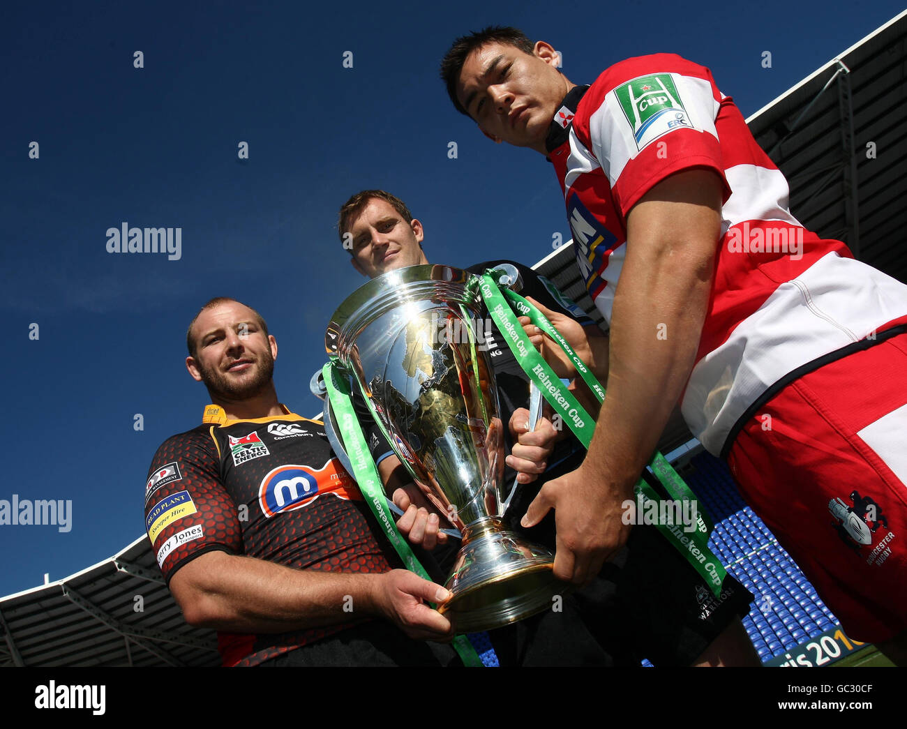 Tom willis newport gwent dragons hi-res stock photography and images ...