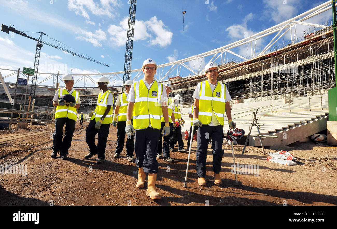 A group of 12 prospective members of the Great Britain 2012 Olympic and ...