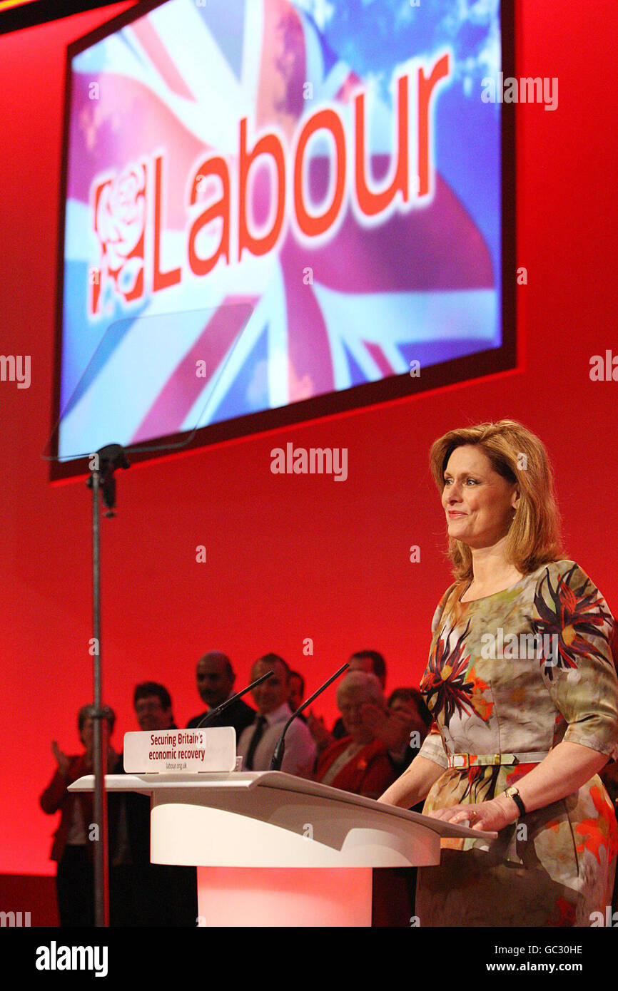 Labconf09 erdem dress hi-res stock photography and images - Alamy