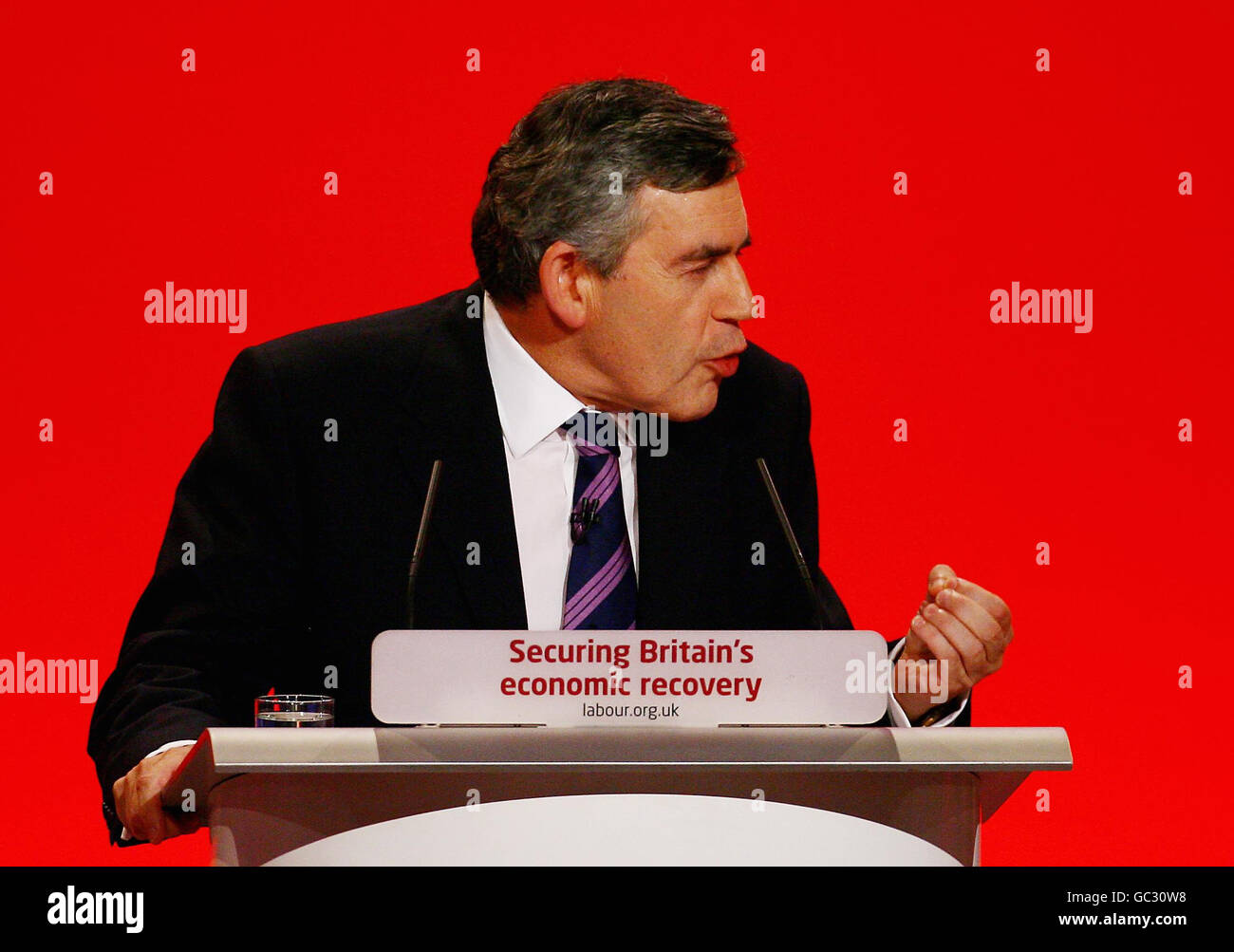 Prime Minister Gordon Brown delivers his keynote speech to the Labour ...