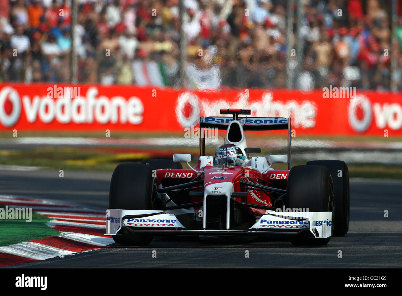 Italian formula driver jarno trulli hi-res stock photography and images ...