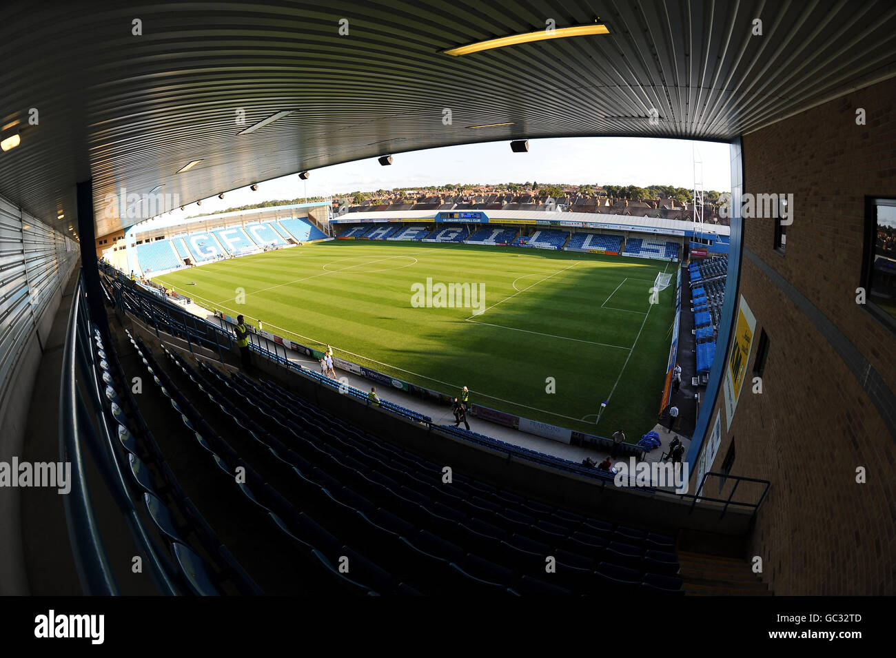 Gillingham fc hi-res stock photography and images - Alamy