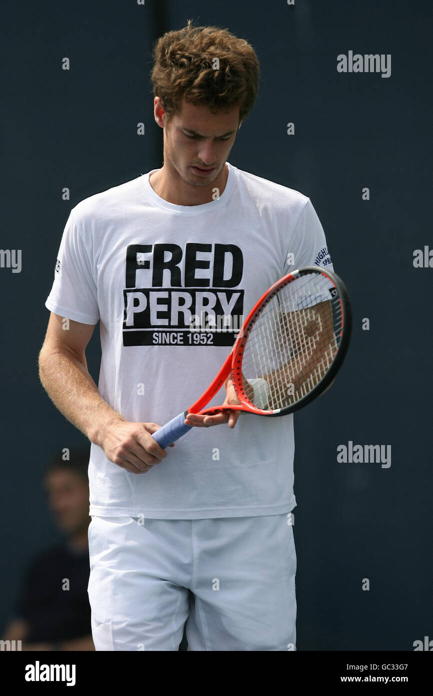 Us open practice courts hi-res stock photography and images - Alamy
