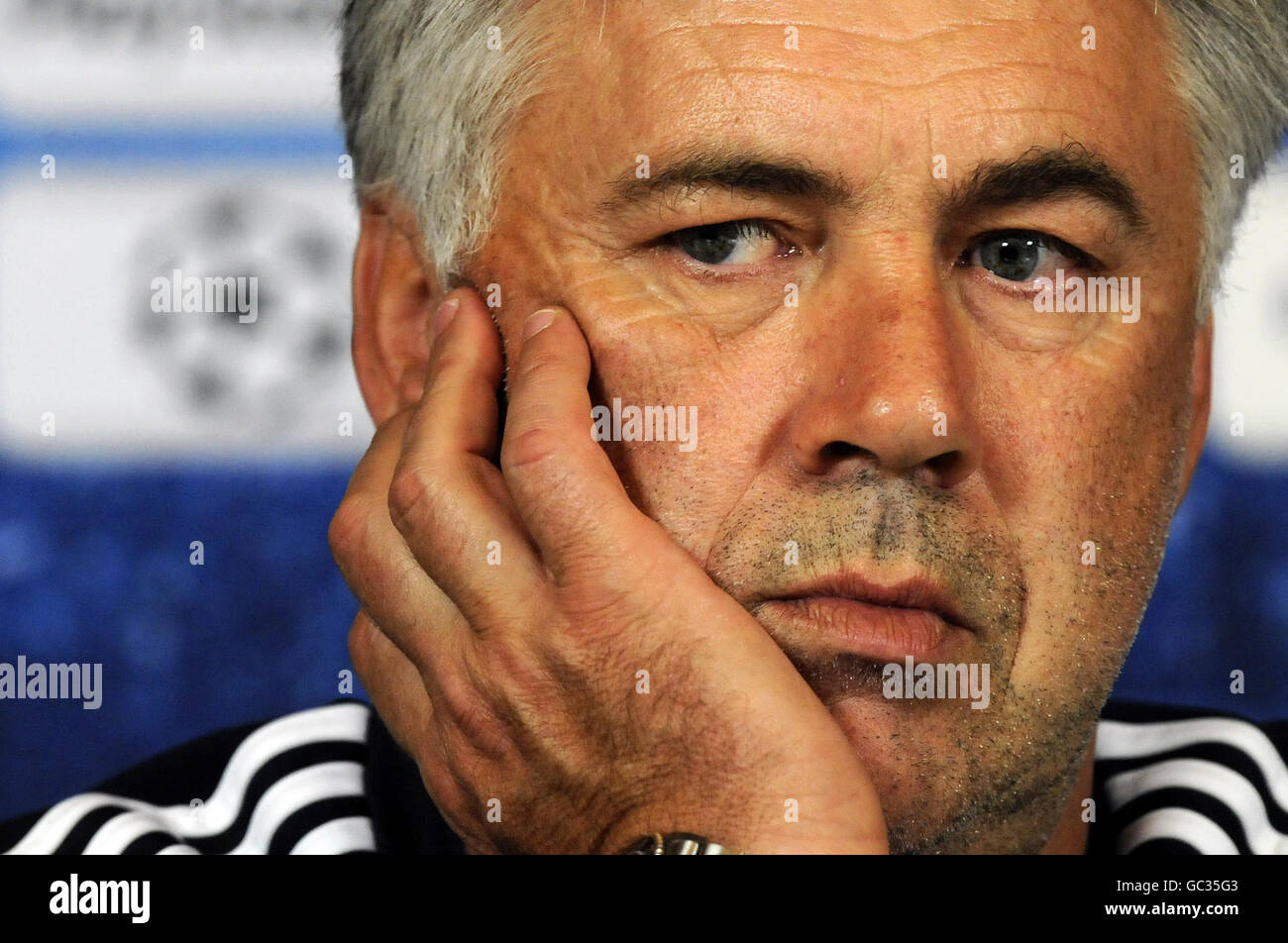 Soccer chelsea head shot headshot mangrr hi-res stock photography and ...