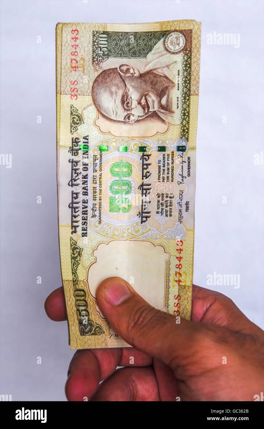 Stack of indian currency notes hi-res stock photography and images - Alamy