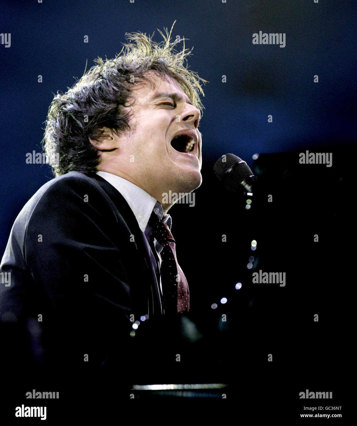 Jamie cullum abba hi-res stock photography and images - Alamy