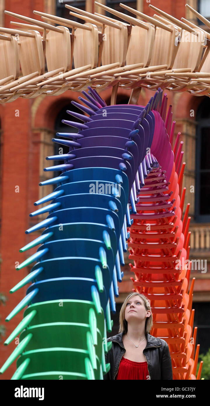 Chair installation hi-res stock photography and images - Alamy