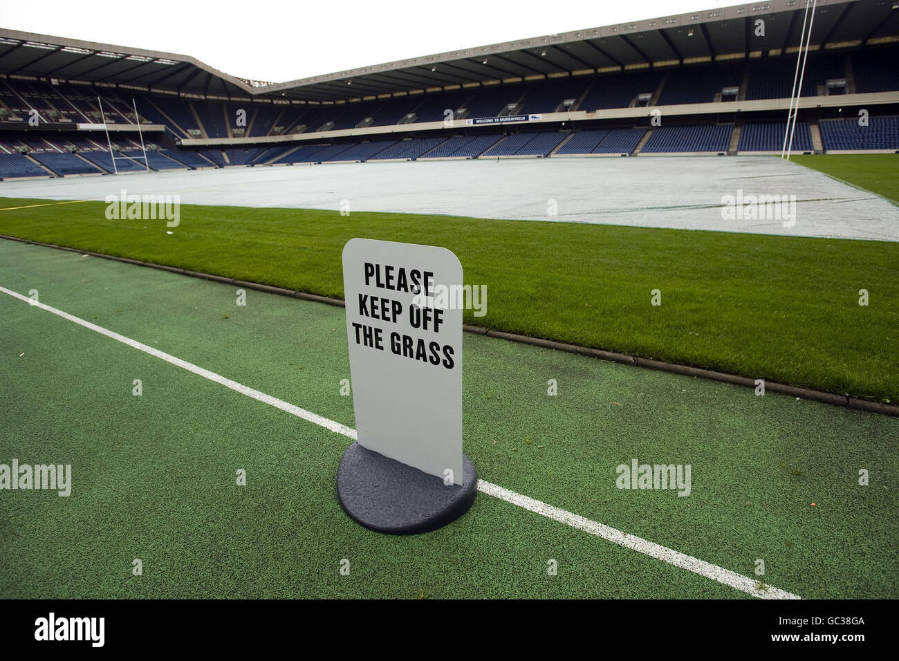 Murrayfield ruby stadium hi-res stock photography and images - Alamy
