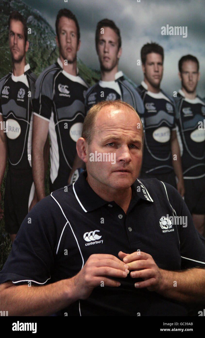 Ex english rugby player hi-res stock photography and images - Alamy