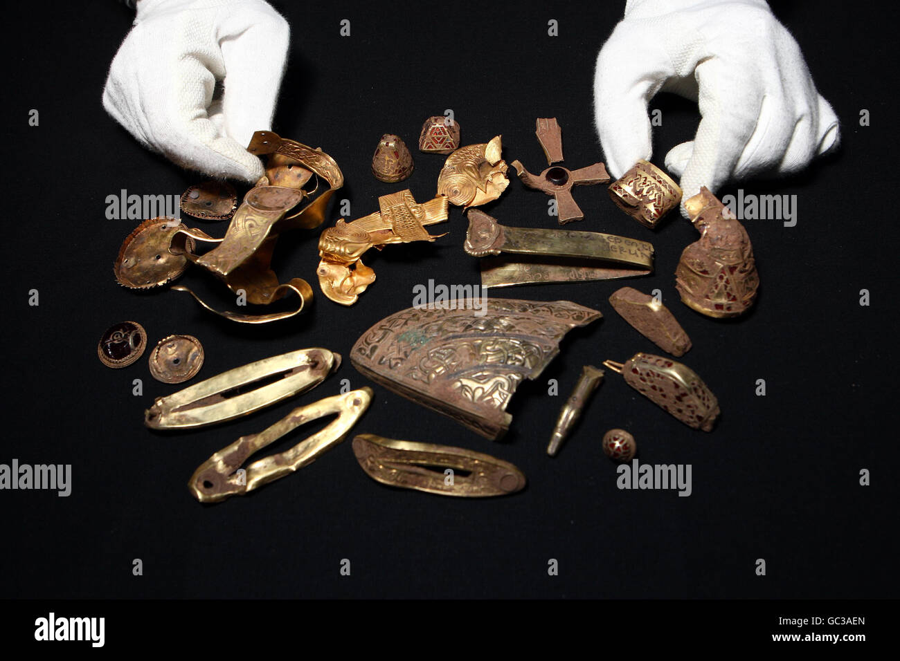 Displaying Antiques Or Antique Items High Resolution Stock Photography ...