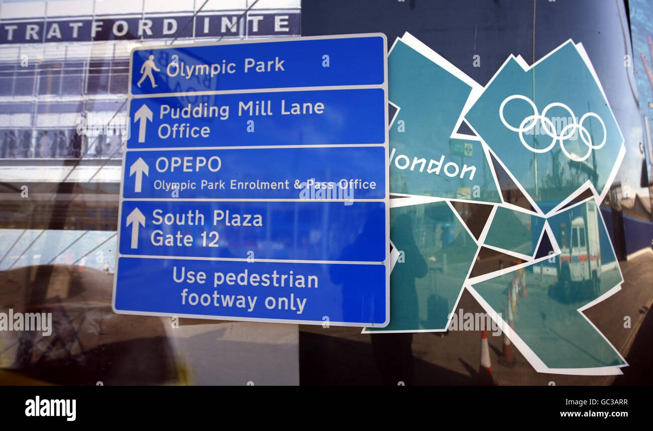 Signs are placed around the Olympic site in East London Stock Photo - Alamy