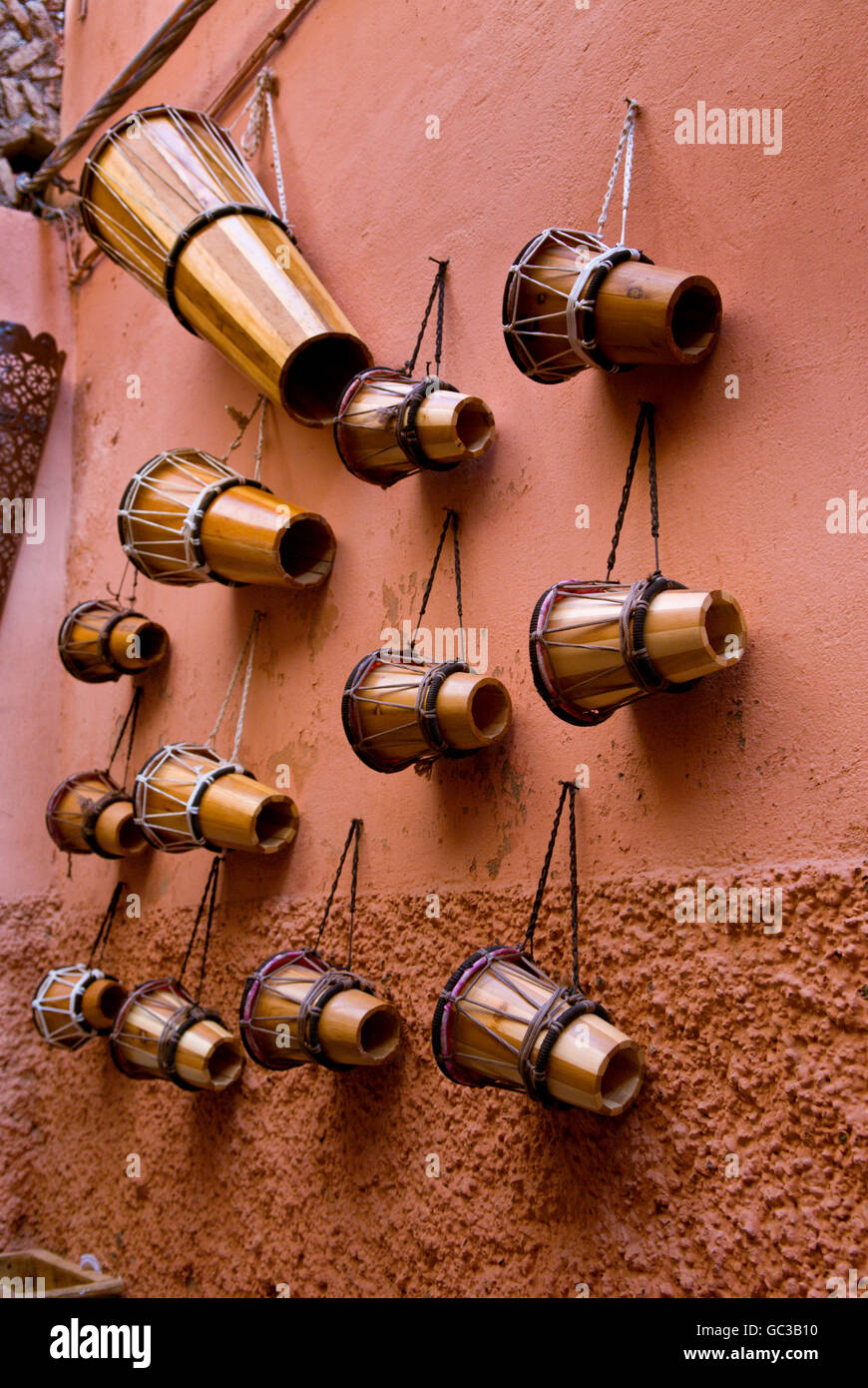 Hand drum arabic hi-res stock photography and images - Alamy