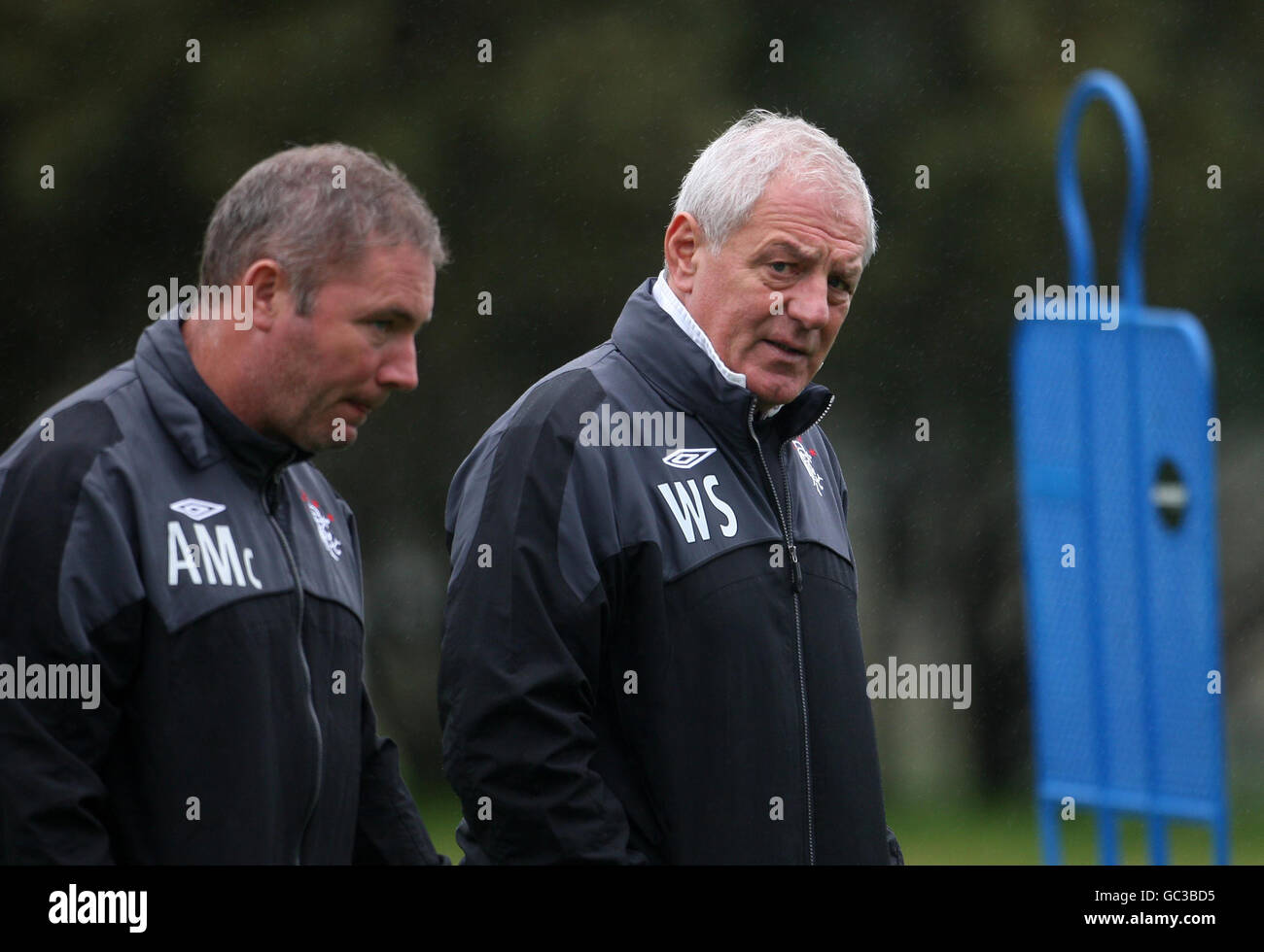 Rangers players murray park training ground hi-res stock photography ...