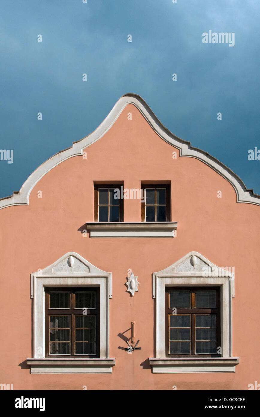 Curved gable hi-res stock photography and images - Alamy