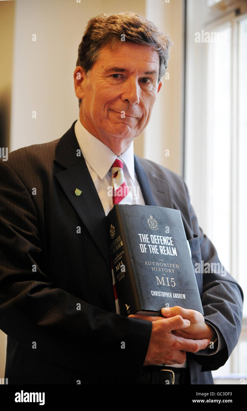 Cambridge historian professor christopher andrew book on mi5 hi-res ...