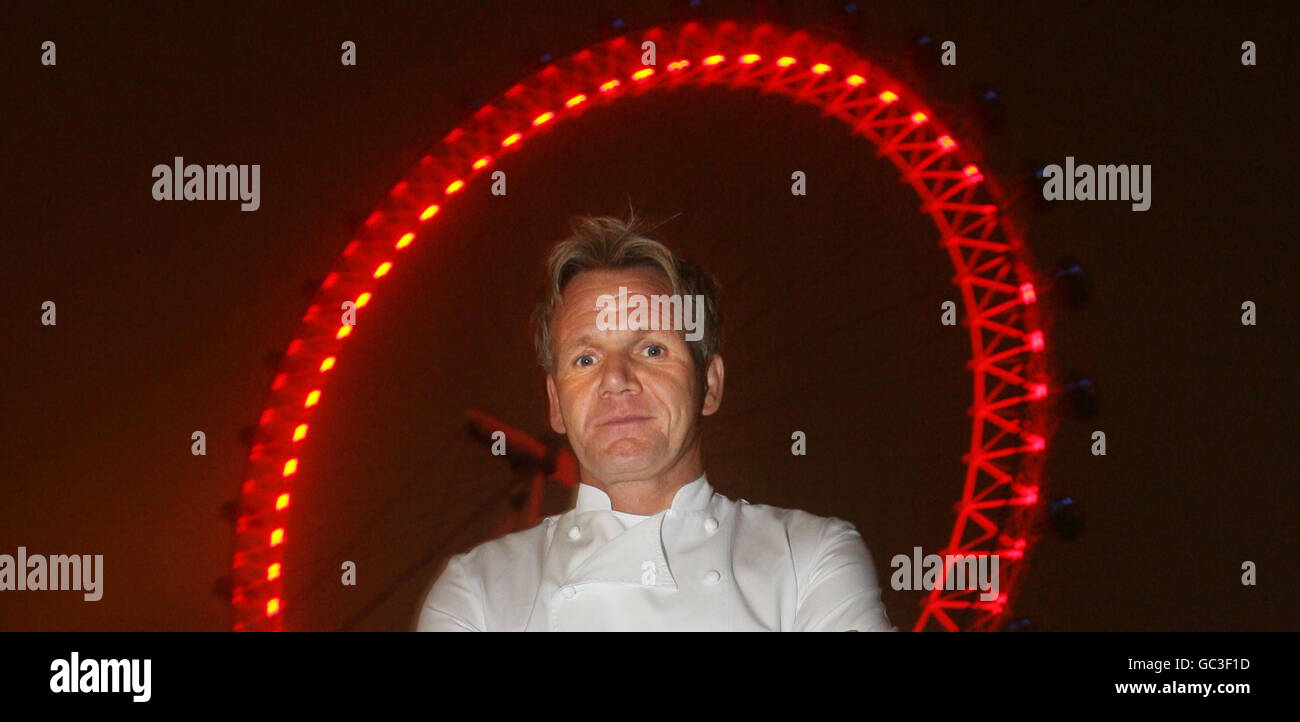 Chef Gordon Ramsay in front of the London Eye where he is cooking for ...