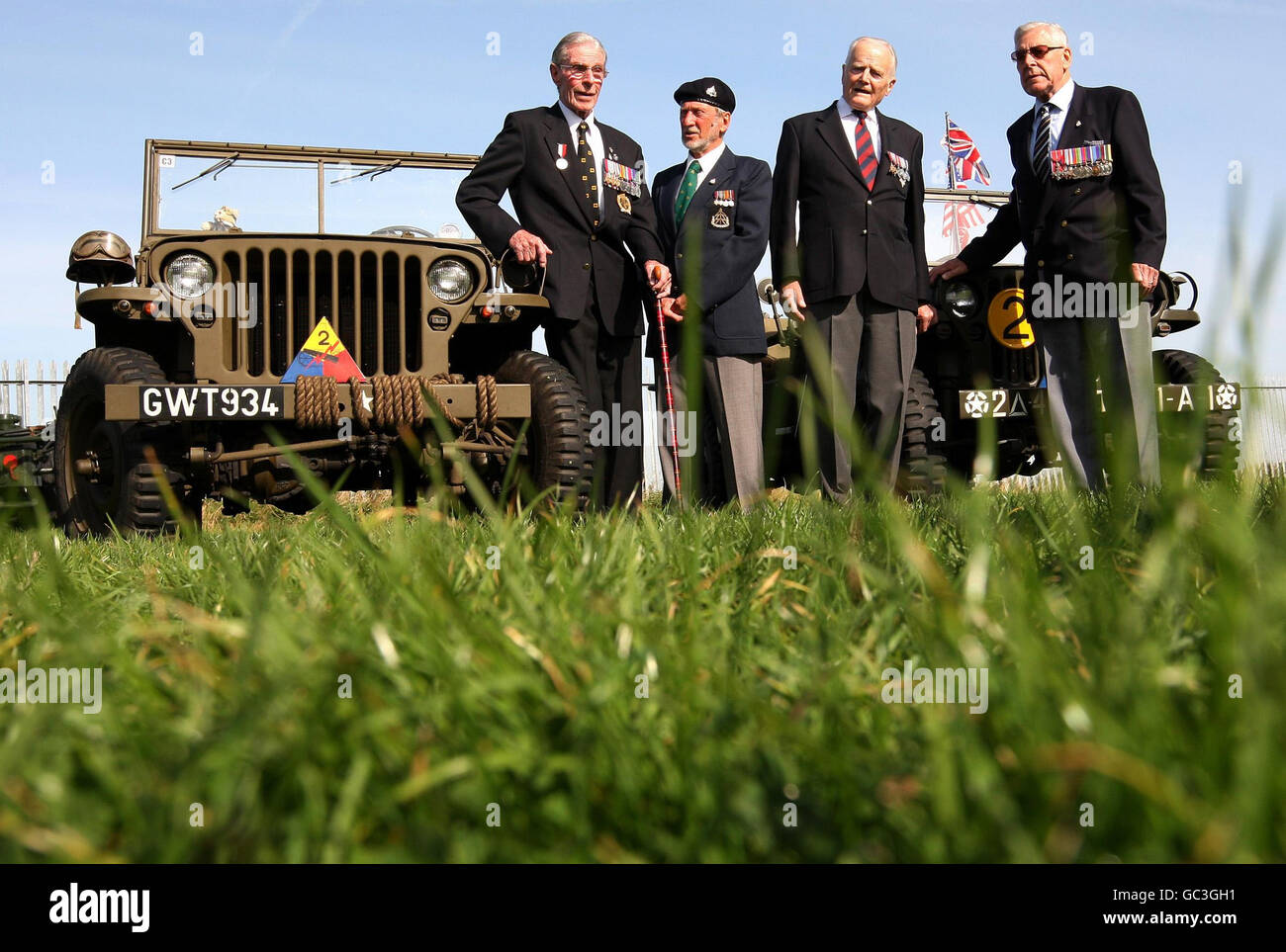 World War 2 veterans, from left, Harry Frazer, Ian Porter, Eric Parker ...