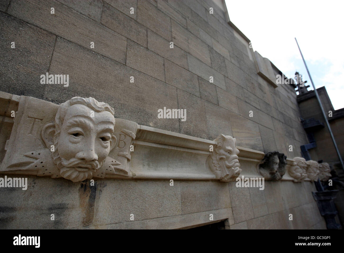 Gargoyles at bodleian library hi-res stock photography and images - Alamy