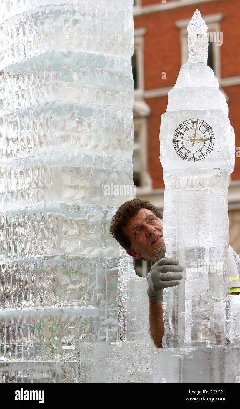 Smirnoff to unveil five huge ice sculptures to celebrate the national ...