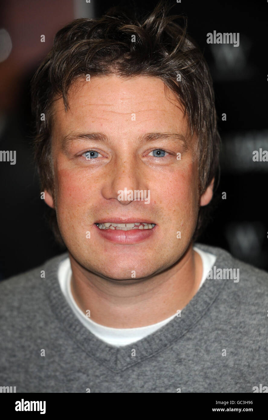 Jamie oliver signs hi-res stock photography and images - Alamy