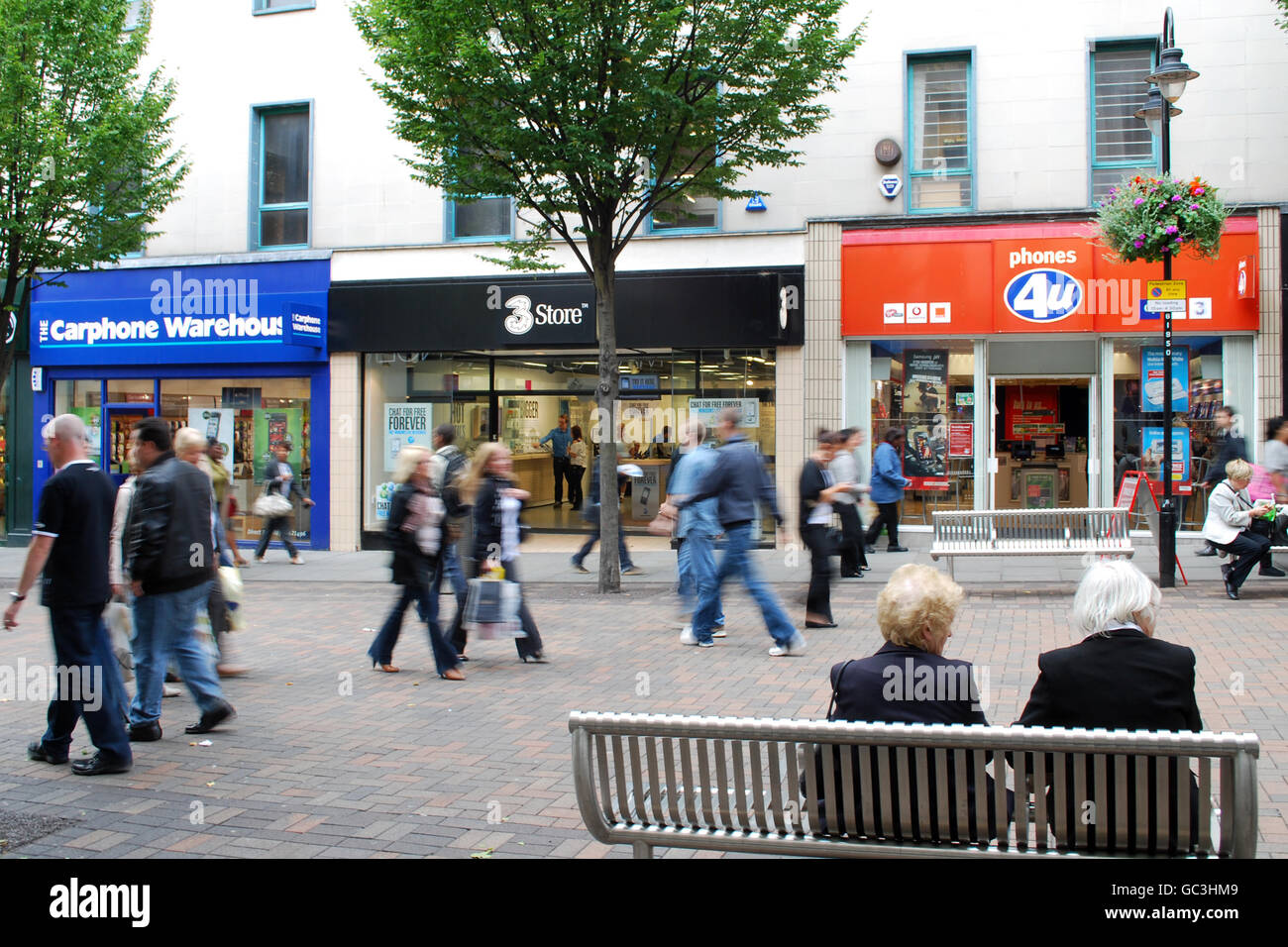 Mobile phone shops row hi-res stock photography and images - Alamy
