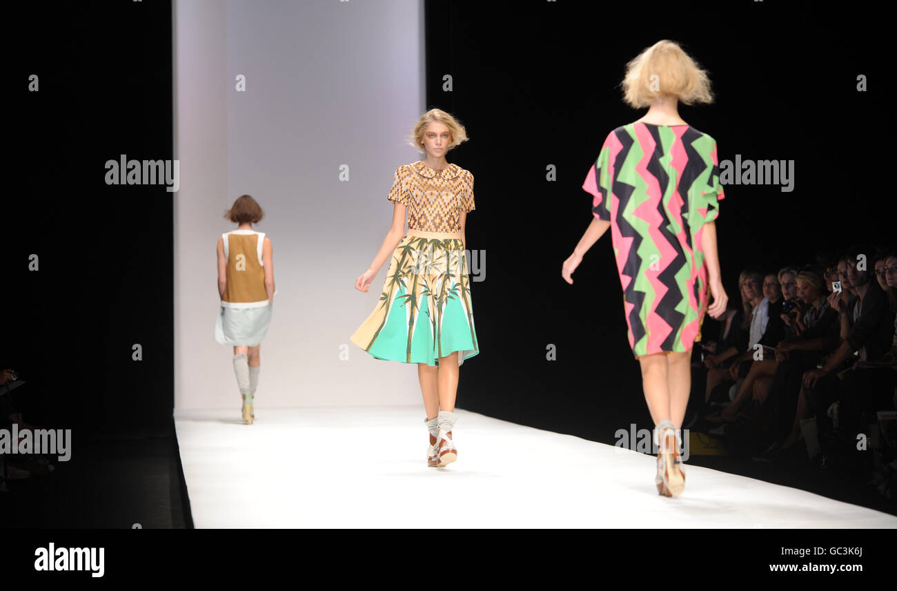 Models on the runway at the Eley Kishimoto catwalk show during the 25th ...