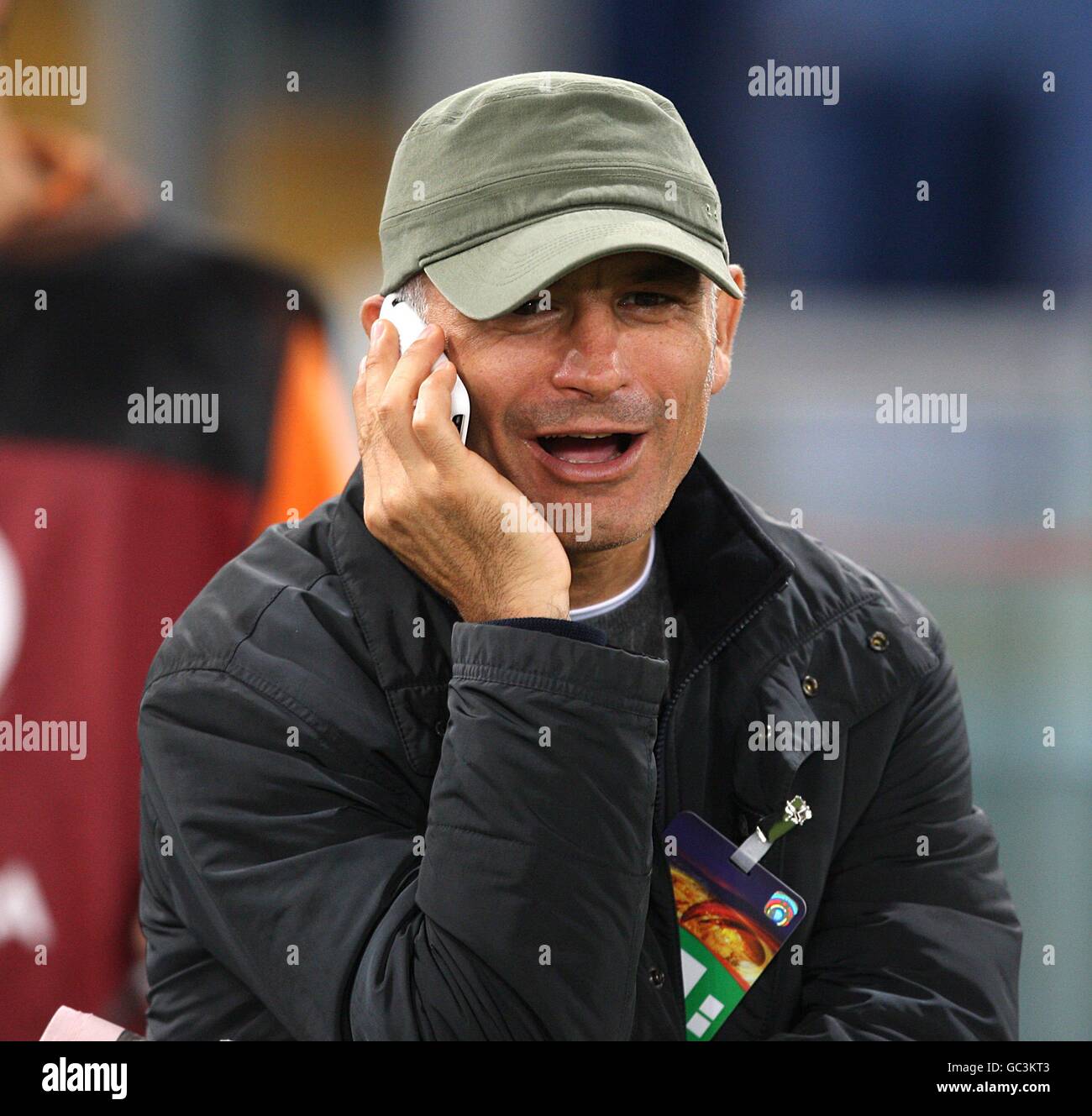 Former lazio player fabrizio ravanelli hi-res stock photography and ...