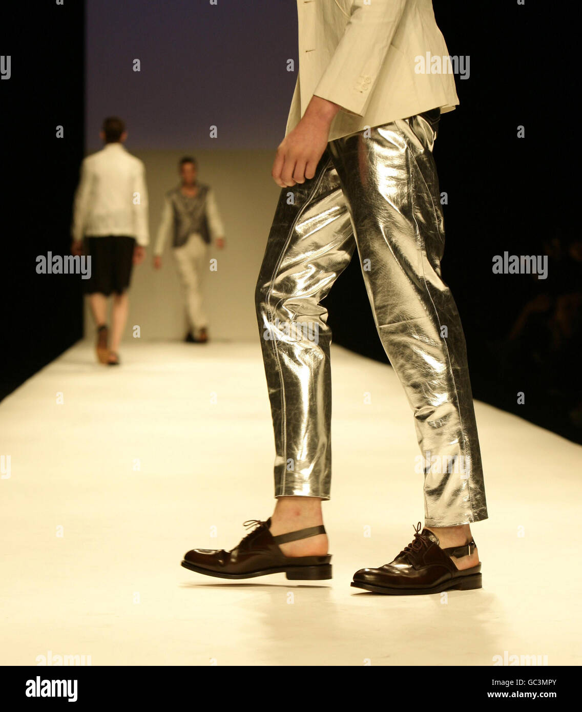 London Fashion Week - Tim Soar Catwalk Stock Photo - Alamy