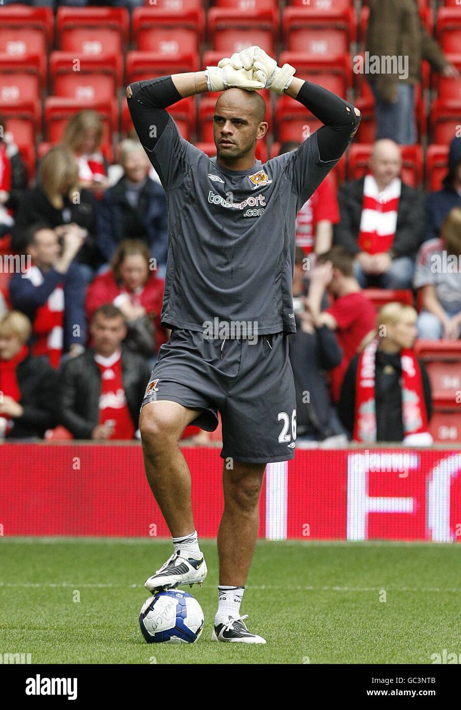 Tony warner liverpool hi-res stock photography and images - Alamy