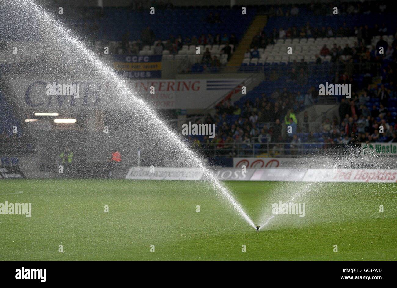Football sprinkler hi-res stock photography and images - Alamy