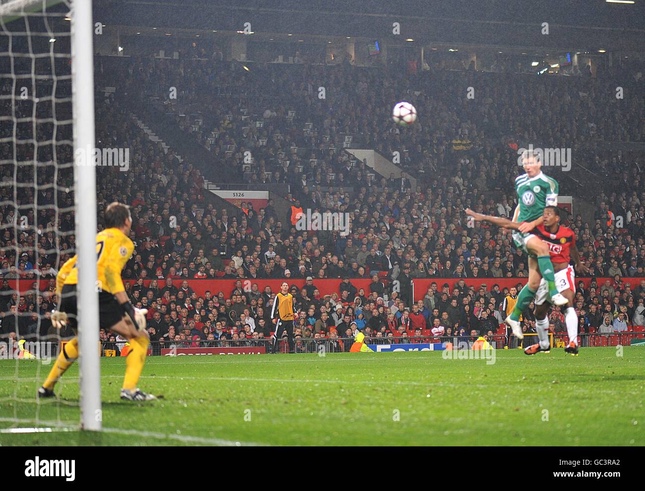 Soccer - UEFA Champions League - Group B - Manchester United v VfL ...