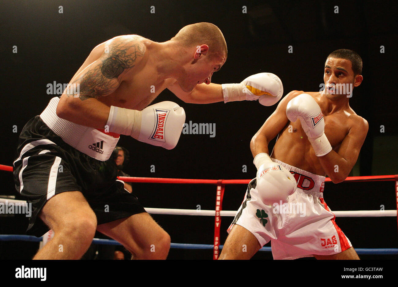 Altrincham leisure centre hi-res stock photography and images - Alamy